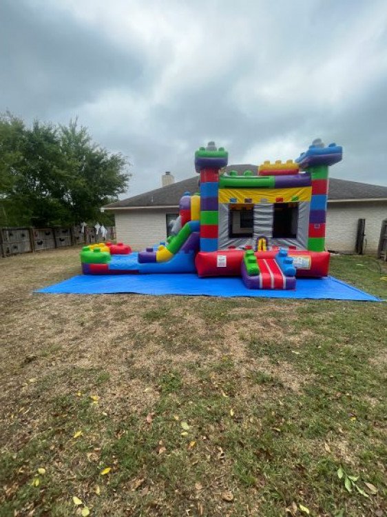 Bounce House - The Backyard Jump College Station TX
